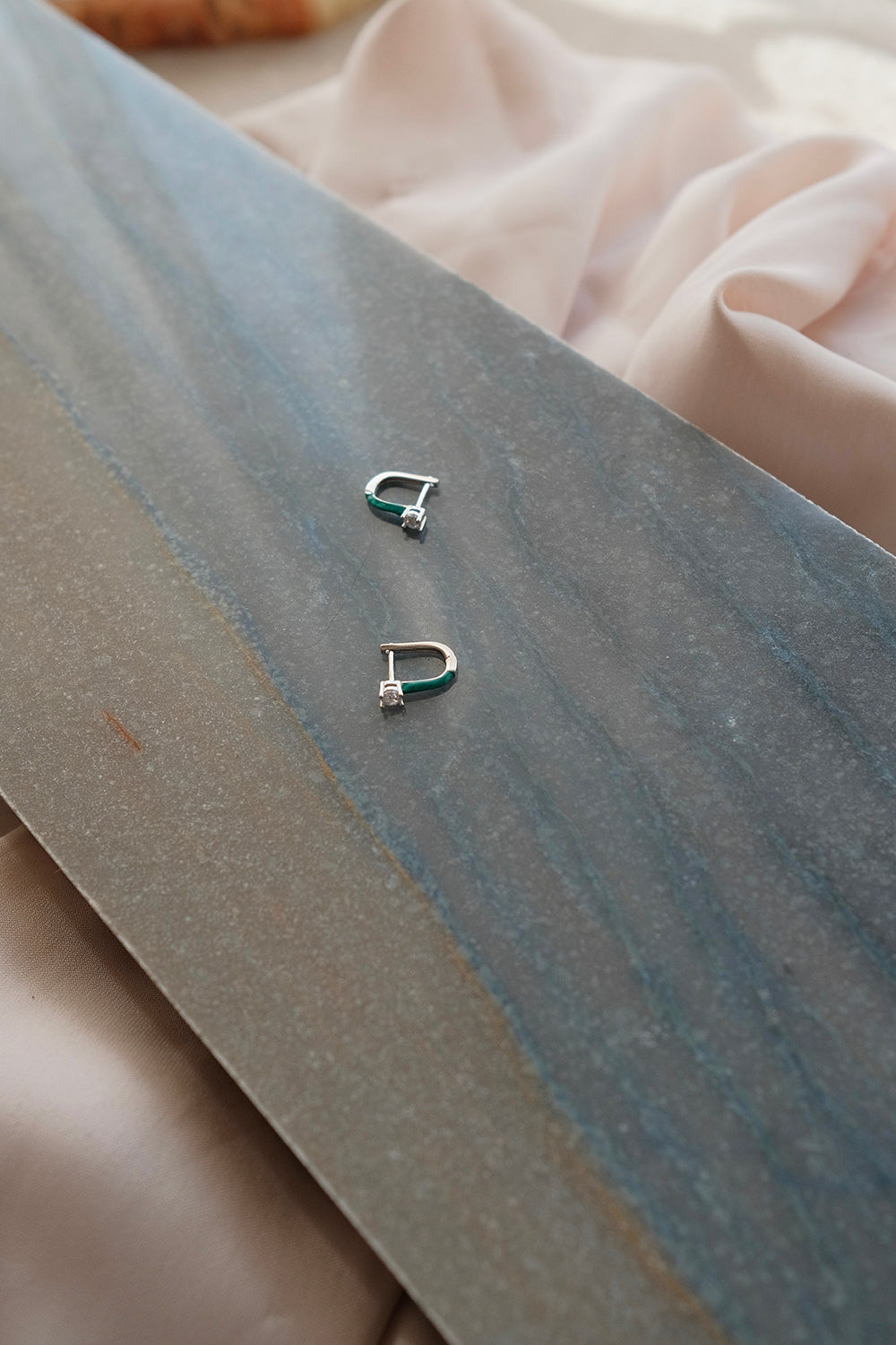 U Hoops – My Mon Mon